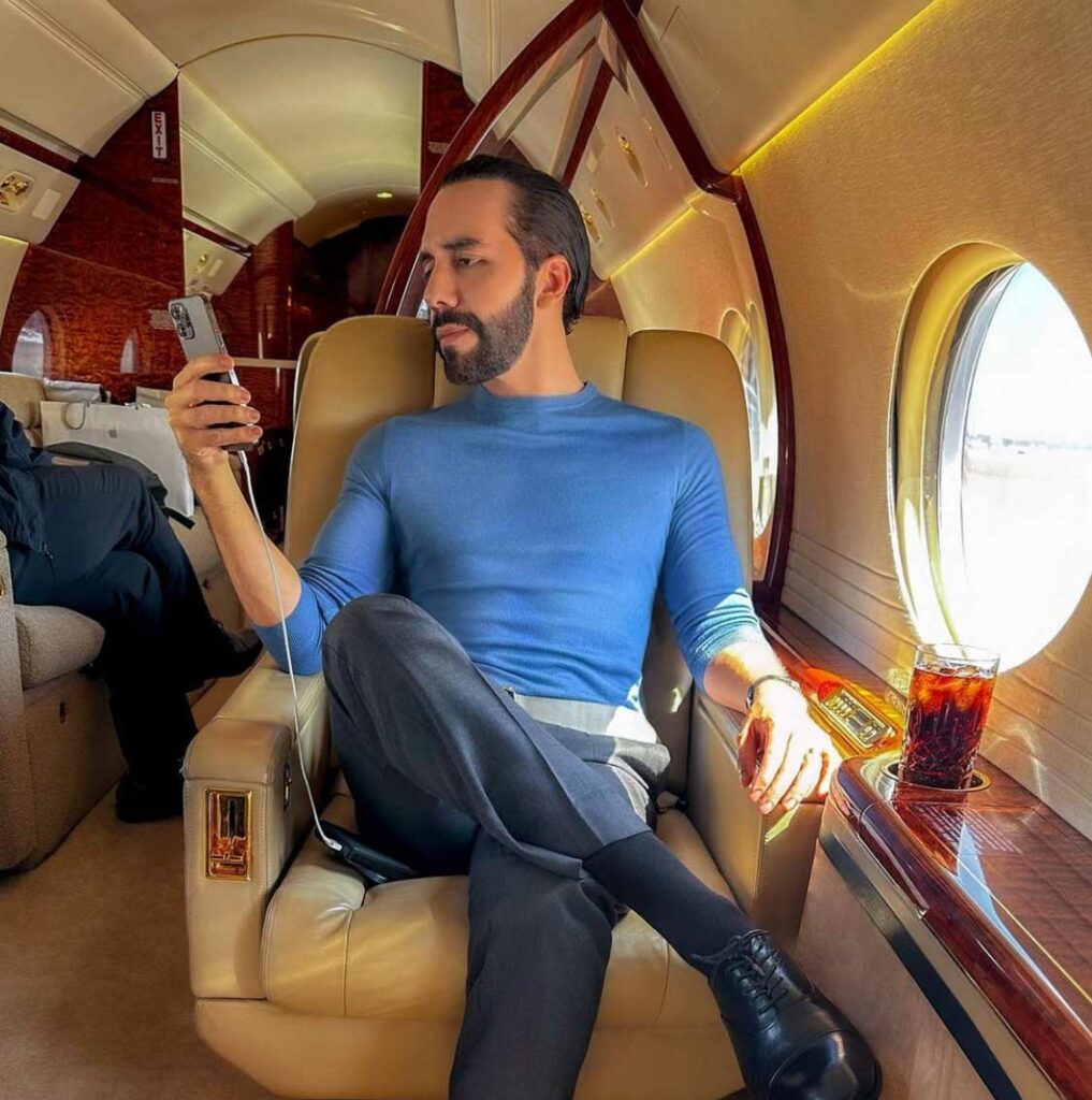 Nayib Bukele. Liderazgo sereno estilo salvador - En Clave No Verbal